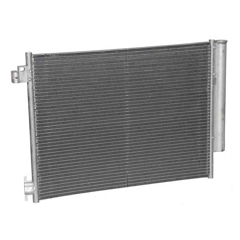 Condenseur de climatisation de Dacia Dokker Duster Lodgy Logan Sandero ...